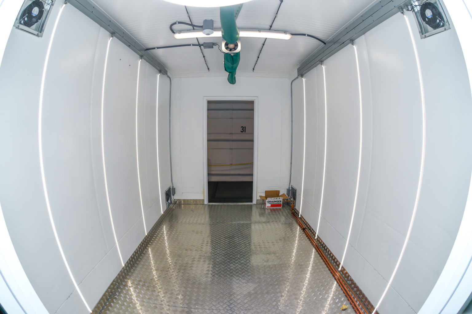 Gourmet Mushroom Farm - World's First Shipping Container Mushrooms